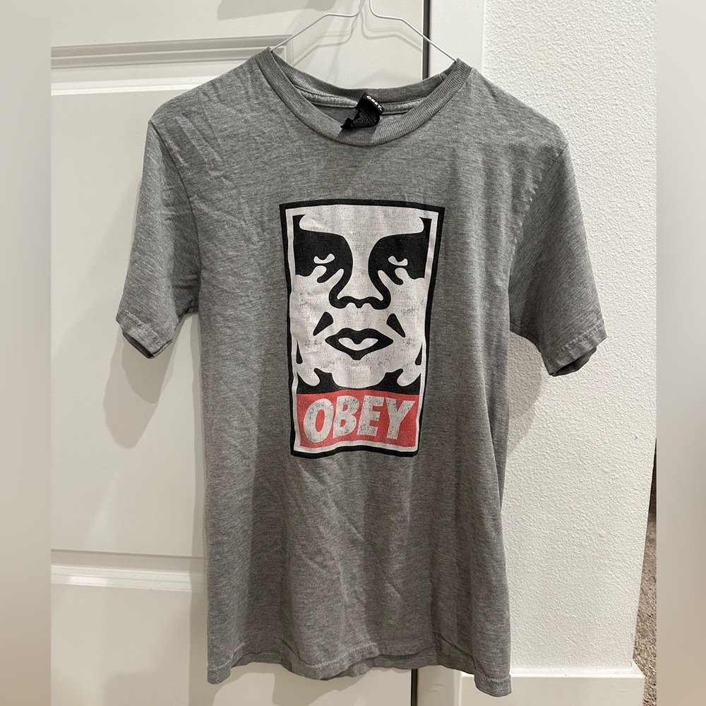 Women’s Vintage Obey Andre The Giant Face Logo Thin T… - Gem